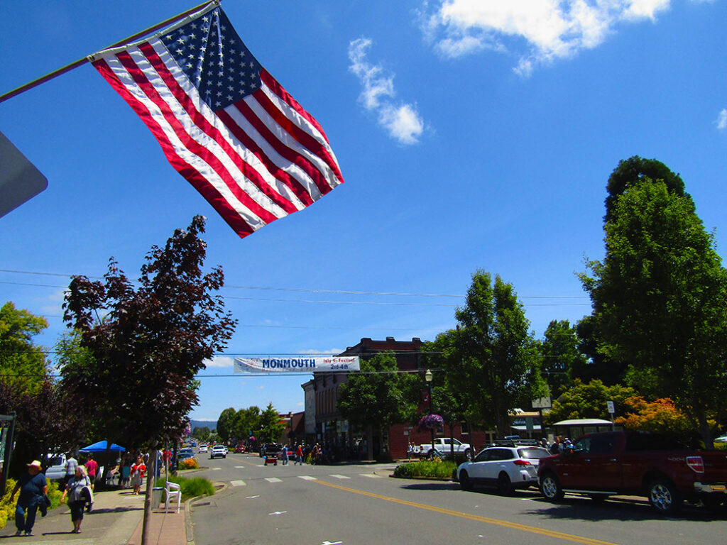 Independence Day in Independence, Ore. - Cascadian Abroad